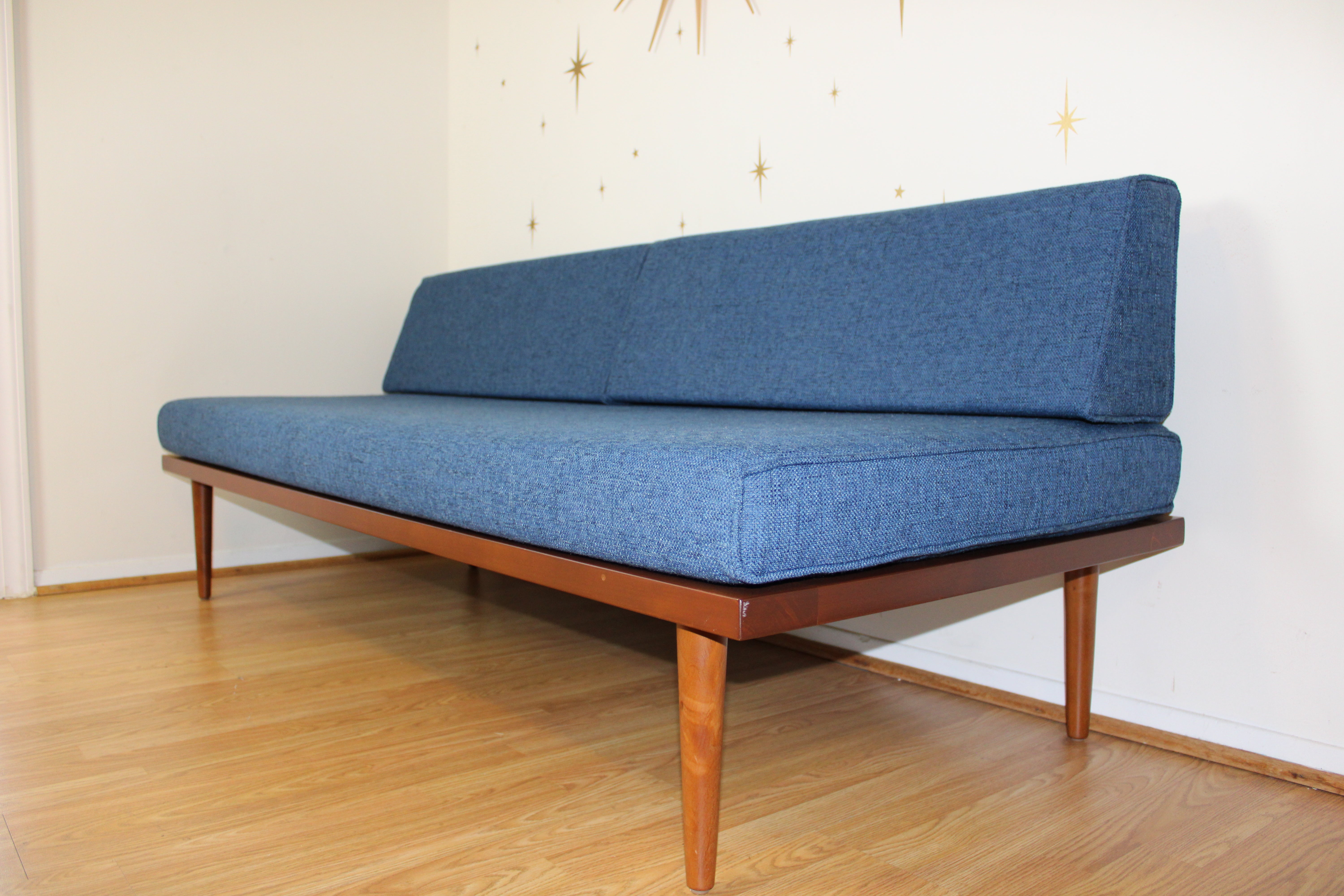 Casara Modern Classic Daybed – Mod Factory DMV